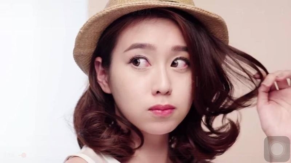 超生火！人手一盤的【多色眼影盤】怎麼選，先從韓國最熱的這4款下手！女神朴信惠的妝～是不是敲美膩？ - ENews新聞網