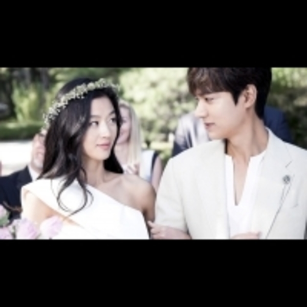 畫上全智賢【水感美人魚妝】用手抓麵吃也可以擄獲敏鎬OPPA - ENews新聞網