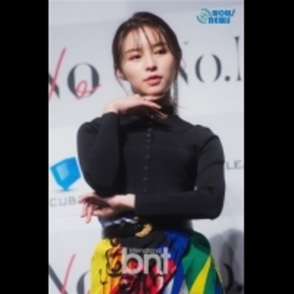 CLC舉行迷你八輯回歸SC 新曲舞台盡現高冷魅力 - ENews新聞網